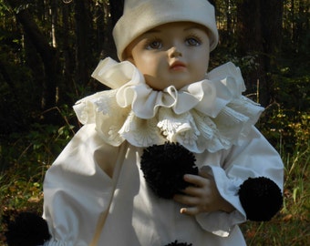 F048 Fabulous Classic Pierrot Clown Costume Adult Sizes