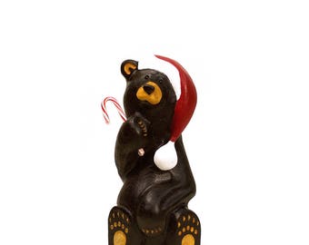 Chainsaw carved rail bear