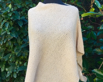 Women's wool poncho Knitted shoulder wrap Chunky knit