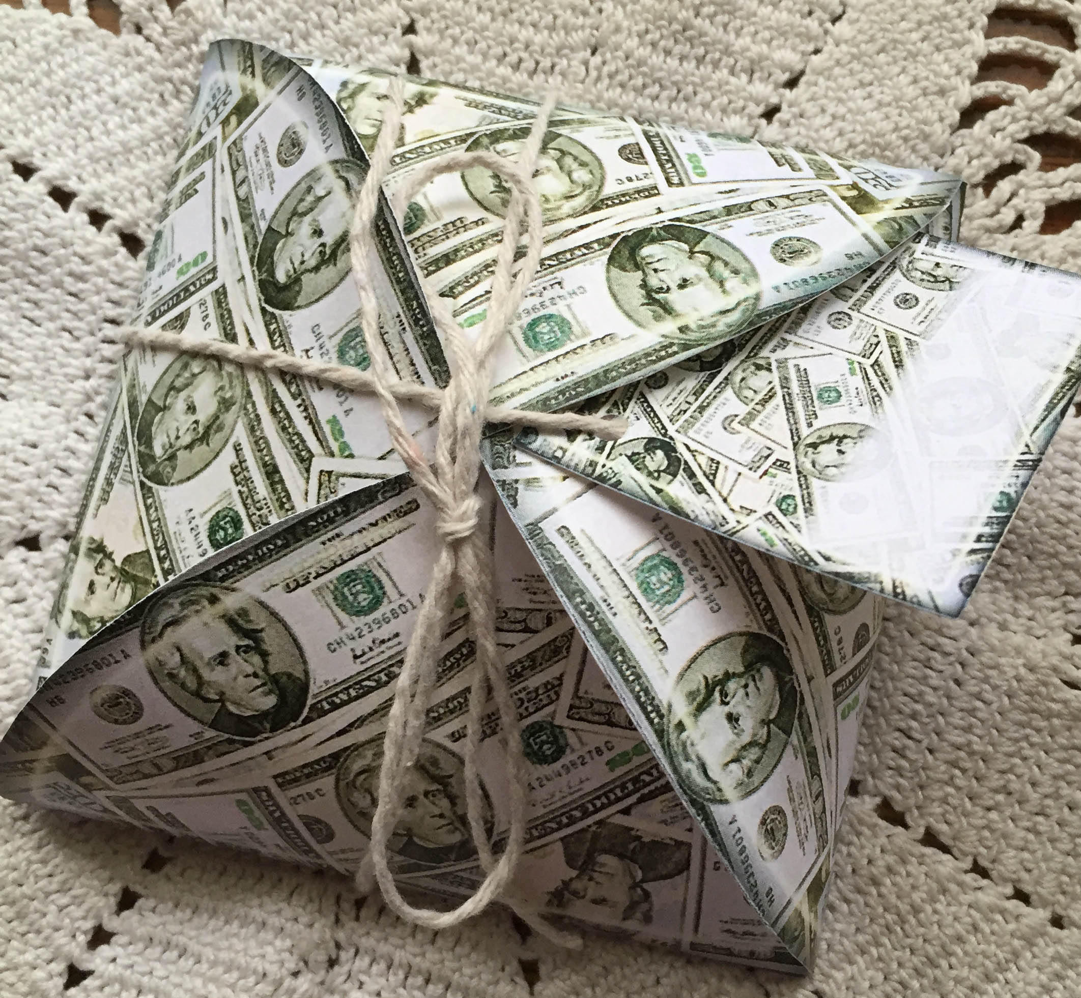 Clever Stack of Money Gift/Favor Box TeMPLaTE withTag Create