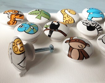 Monogrammed Drawer Pulls / Dresser Knobs / Closet Handles