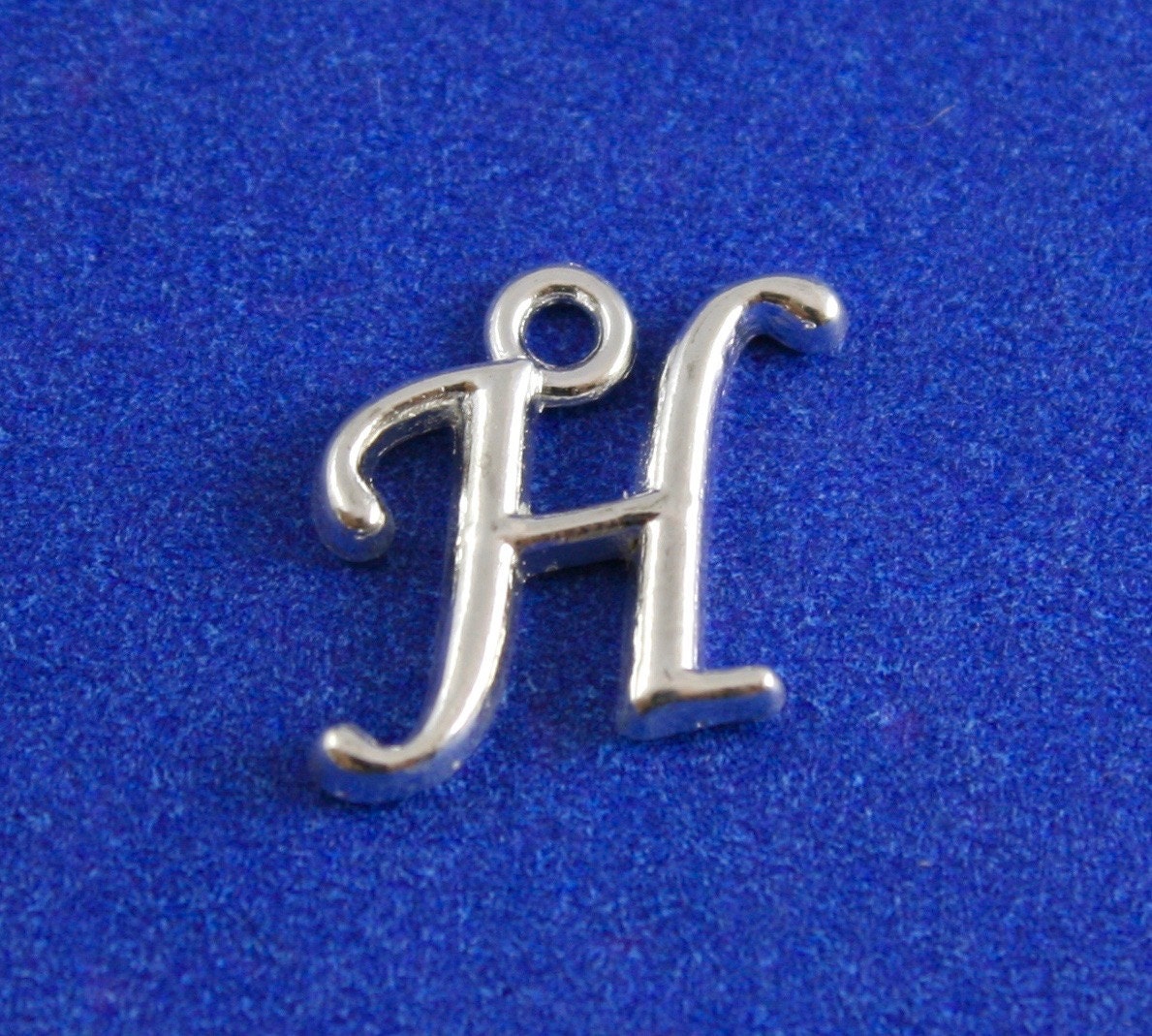 1 or 4 pcs-Silver Script Initial H Silver Alphabet Letter H