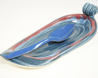 Ceramic spoon rest / Pottery spoon rest made of porcelain