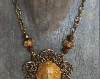 Portrait collar | Etsy