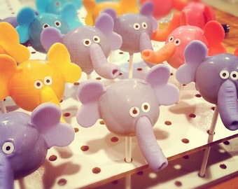 Elephant cake pops | Etsy