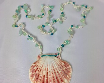 Coral Pecten Nobilis Beaded Scallop Shell Necklace