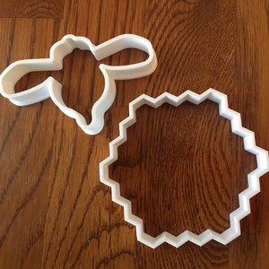 Bee cookie cutter | Etsy