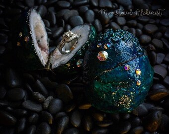 Geode ring box | Etsy