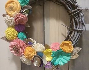 Wood flower wreath | Etsy