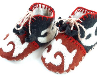 Felt baby shoes | Etsy