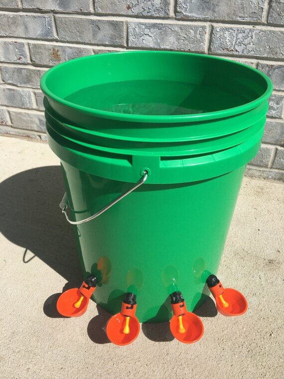 AUTOMATIC CHICKEN WATERER Green Bucket Water Feeder 4th of