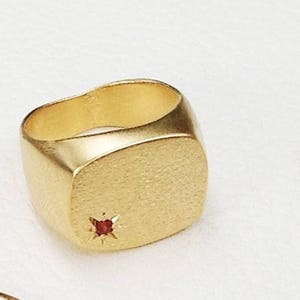 Large signet ring | Etsy