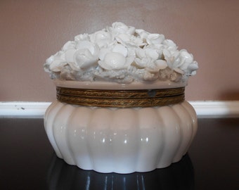 Porcelain powder box | Etsy