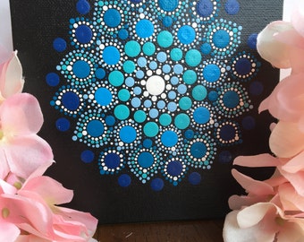 Dot mandala canvas | Etsy