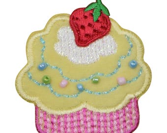 Applique Designs Fun Food Cupcake Strawberry