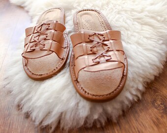 Summer slippers | Etsy