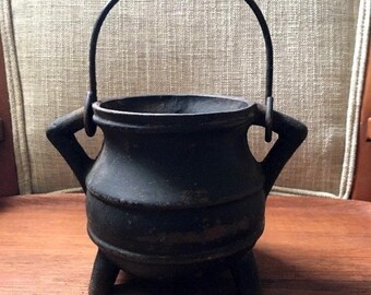 Antique cauldron | Etsy
