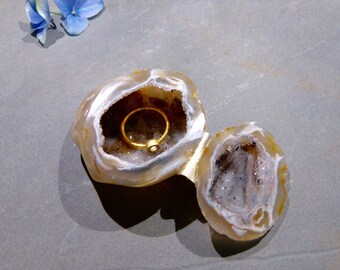 Geode ring box | Etsy
