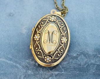 Personalized locket | Etsy