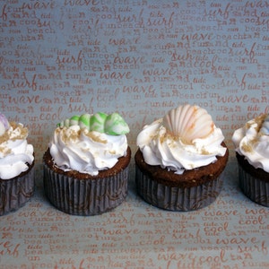 Seashell cake topper | Etsy