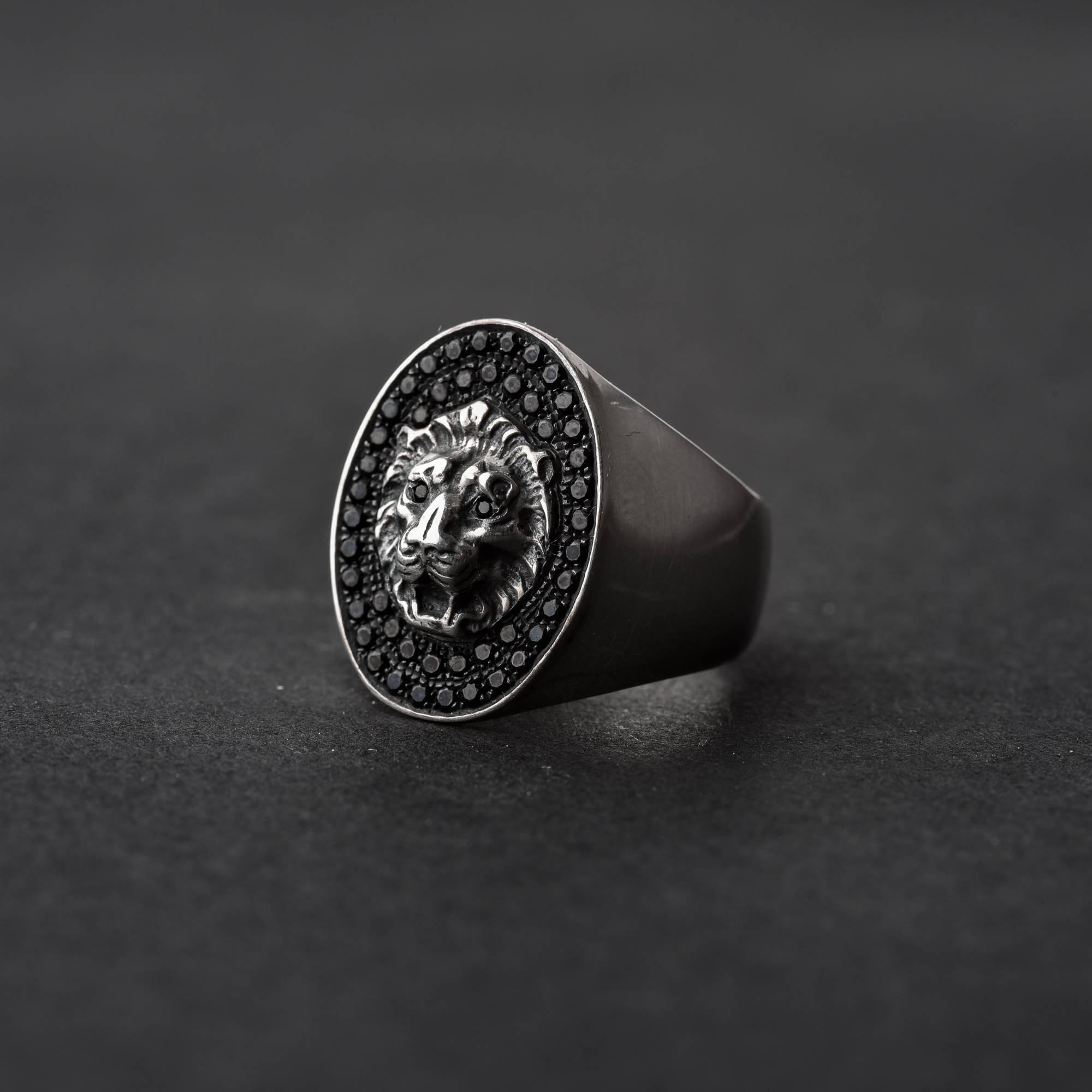 Oval Lion Signet Ring lion ring statement ring lion head