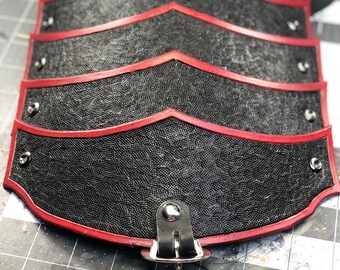 Leather pauldron | Etsy