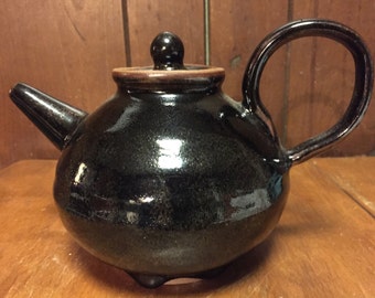Wheel thrown teapot | Etsy