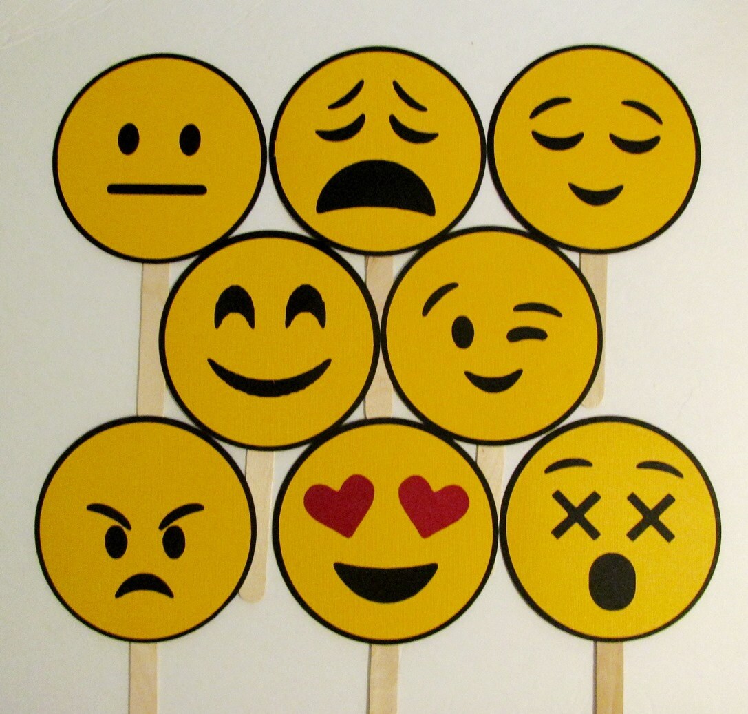 Prop Printable Emoji Templates 20 Free Printable Emojis Photo Booth