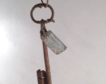 Vintage skeleton key | Etsy