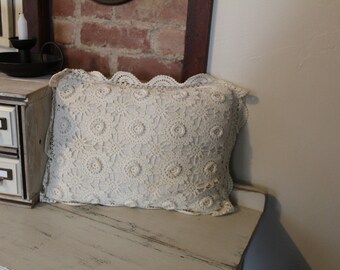 Vintage lace pillow | Etsy
