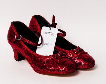 Red apple shoes | Etsy