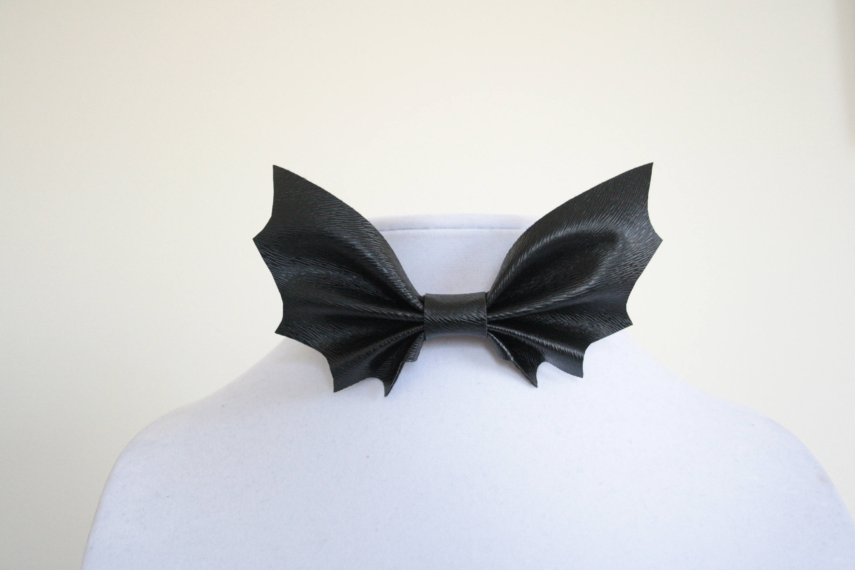 batman bowtie black textured faux leather Batman bow tie bat