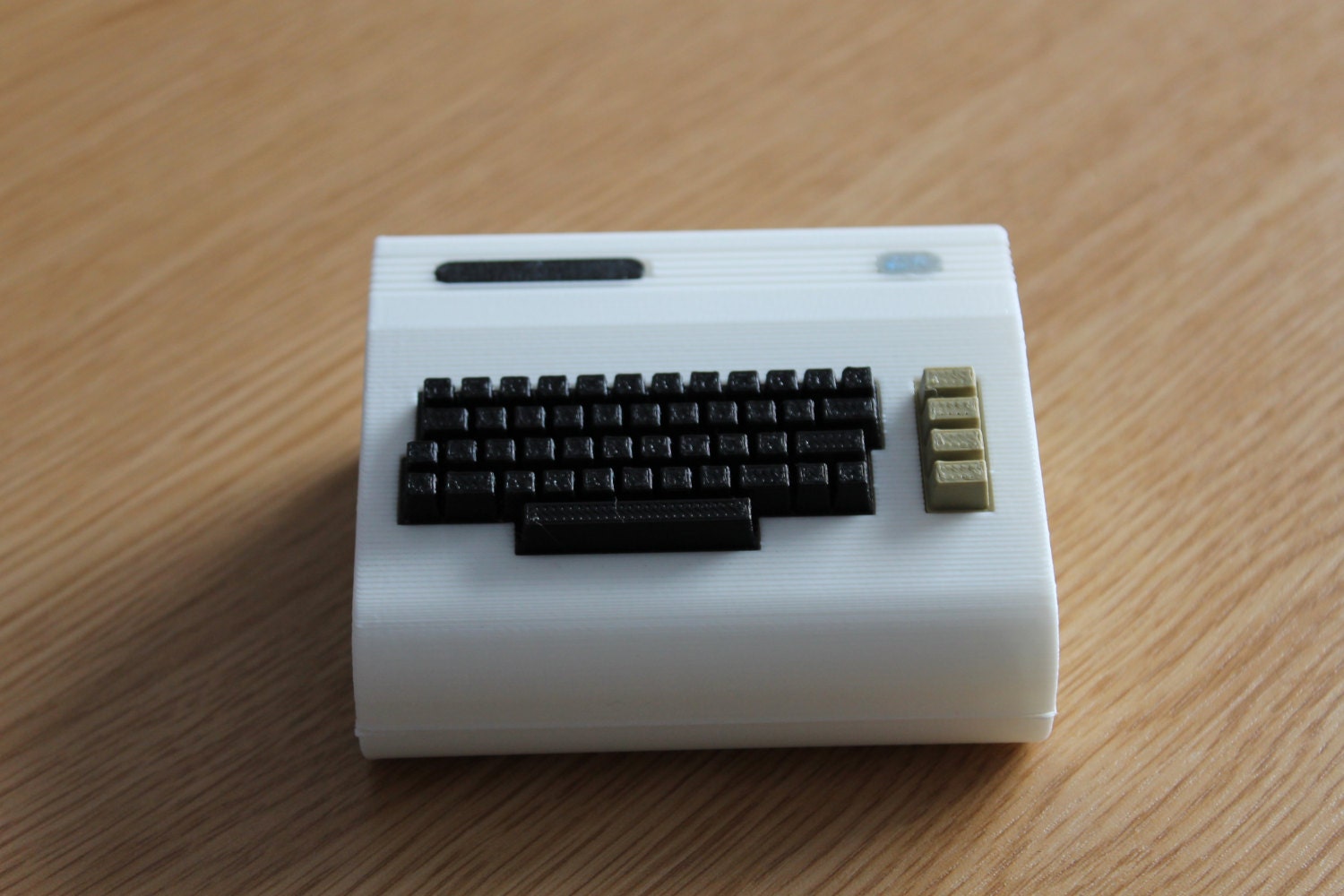 3D Printed Commodore Vic-20 inspired Raspberry Pi Case