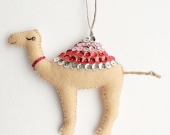 Camel ornament | Etsy