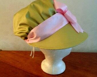 Colonial bonnet | Etsy