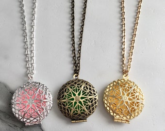 Items similar to Essential Oil Diffuser Locket Necklace With Removable ...