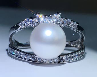 Silver pearl ring | Etsy