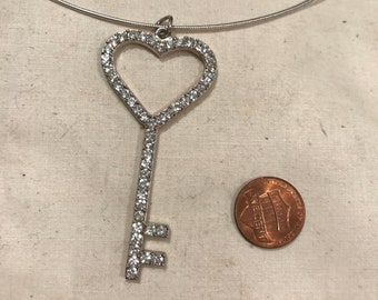 Vintage key necklace | Etsy