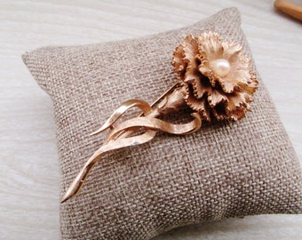 Carnation brooch | Etsy