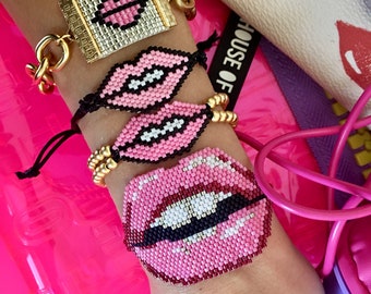 Kiss bracelet | Etsy