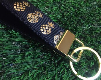 Pineapple lover | Etsy