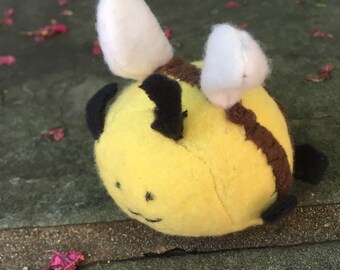 Bee toy | Etsy