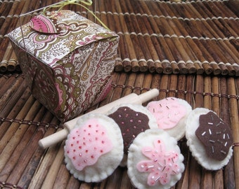 PARASAL reversible pinafore