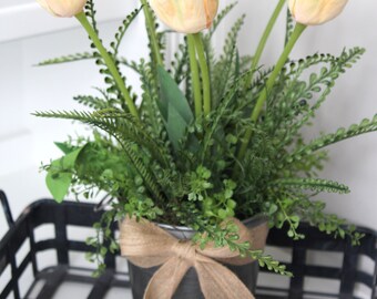 Spring centerpiece | Etsy