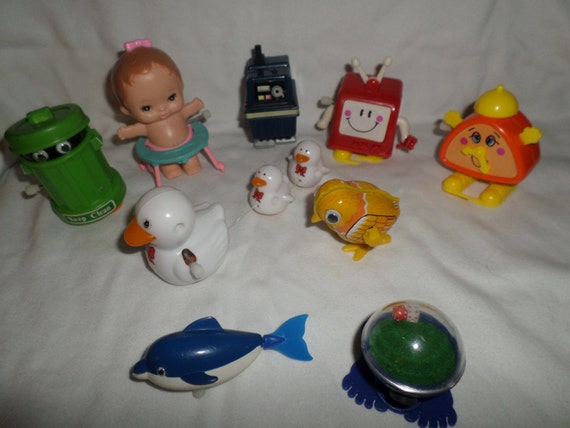 Vintage Wind up toy lot Kid baby Clock Tomy dolphin Garbage