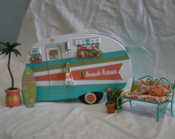 Retro beach decor | Etsy