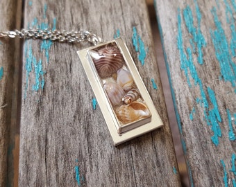 Seashell necklace | Etsy