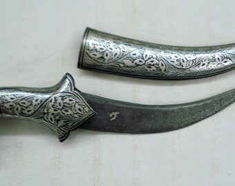 Damascus steel blade katar knife dagger gold work tools