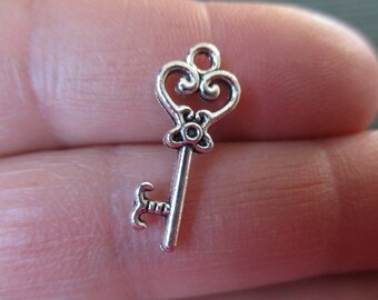 Skeleton keys | Etsy