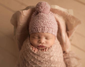 Newborn pom pom hat | Etsy